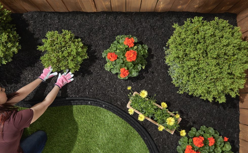 GroundSmart Premium Shredded Rubber Mulch