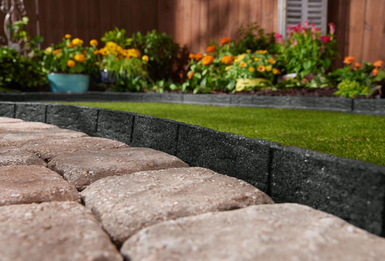 Rubberific Cobblestone Edging
